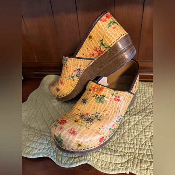 Dansko | Shoes | Dansko Professional Clog Yellow Floral Gator Beautiful ...